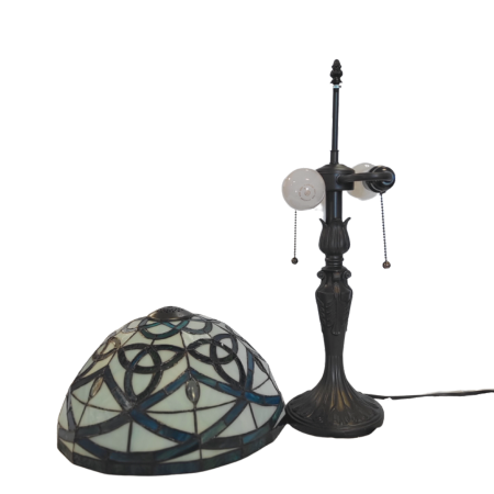 Trinity Knot Stained Glass Lamp – Funky Skunk